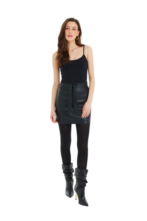 Allison Candice Skirt Black Editorialist