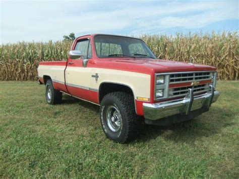 1987 Chevrolet Pickup 1500 Silverado 4x4 Long Bed Classic Chevrolet C
