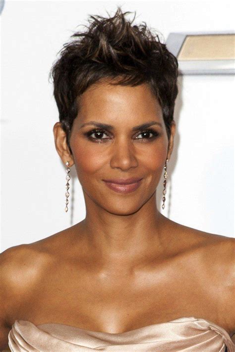 20 Cat Woman Haircut Ideas Catwoman Halle Berry Halle Berry Hair Cuts
