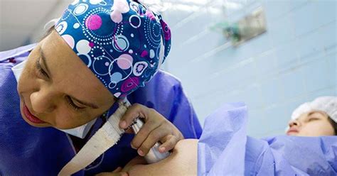 Halucinant A Mers La Doctor Acuzand Dureri A Inghetat Cand Medicii I
