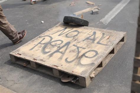 Peajes Disturbios En La Panamericana Norte Durante Marcha Contra De