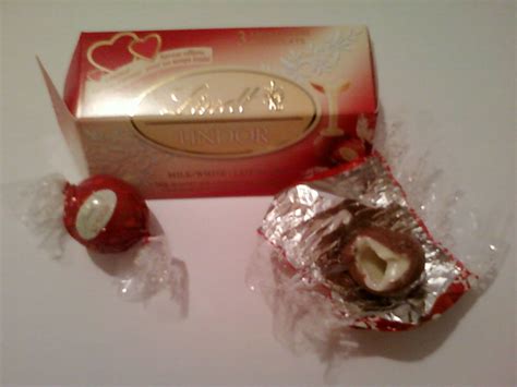 Eazy Reviews Candy Lindt Lindor Milk White Limited Edition Lindt Lindt Lindor Kind Bars