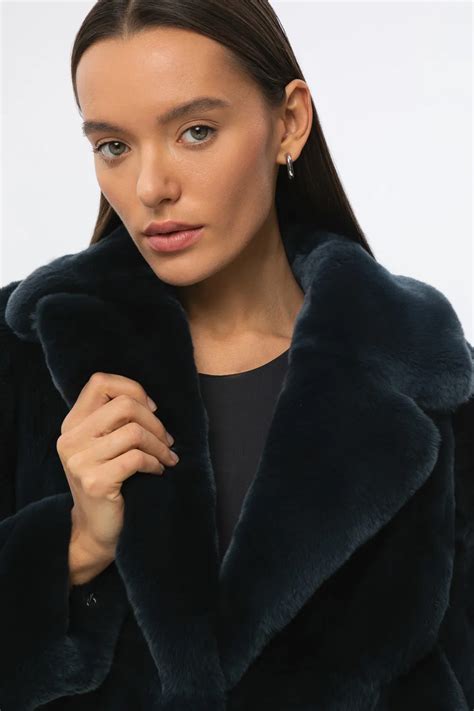 Шуба из меха кролика SnowQueen_collection 650560003 цены в Москве ...