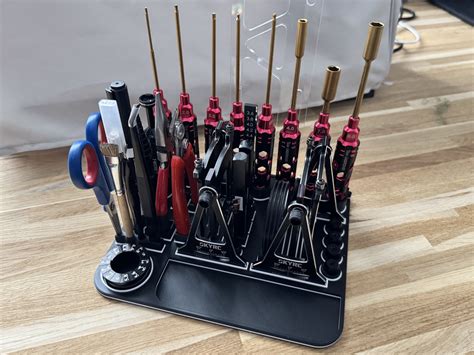 SkyRc Setup Ständer Werkzeug von Christian MakerWorld