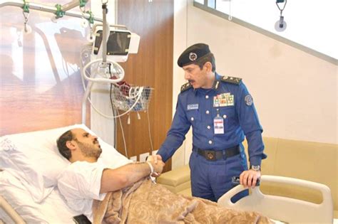 المكراد يزور الإطفائي المصاب جريدة الجريدة الكويتية