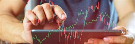 How To Trade The Engulfing Pattern R Blog RoboForex