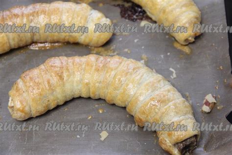 Бананы с шоколадом в слоёном тесте 10 фото в рецепте