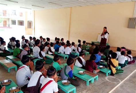 ပွင့်ဖြူမြို့နယ် ရေပုတ်ကြီးကျေးရွာတွင် ကျောင်းသား၊ ကျောင်းသူများအား နွေရာသီ ယဉ်ကျေးလိမ္မာ သင်တန