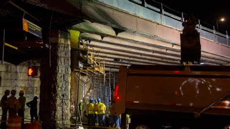 Brooklyn Bridge Underpass Facade Collapses Injuring 5 Cbc News