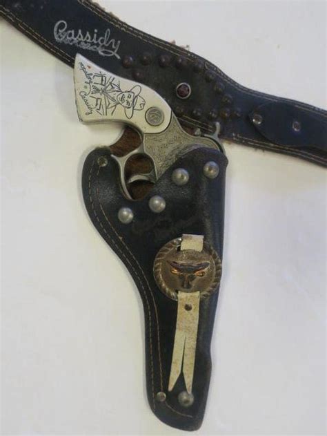 Sold Price Hopalong Cassidy Cap Guns In Leather Holsterbelt