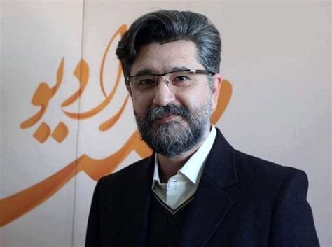 بازخوانی شعر شهرام شب‌پره روی آنتن تلویزیون فیلم