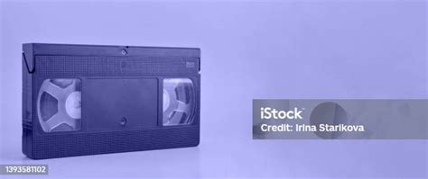 올드 블랙 빈티지 Vhs 카세트 테이프 80 년대 90 년대 복고풍 미디어 미학 마그네틱 비디오 테이프 영화 저장 컨셉 스튜디오