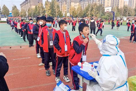 外界批「自我毀滅」，習近平何時會放棄清零？兩大觀察點注意｜天下雜誌