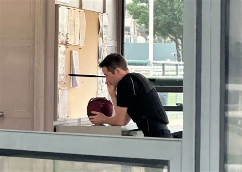 賀銘年斯人獨憔悴 提早入烽火台搵生日禮物