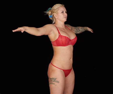 Body Photos For Artists 📷 Jarushka Ross