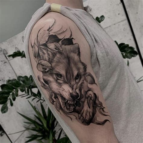 Amazing Tribal Wolf Tattoo Designs You Need To See