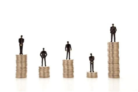50代の貯金額中央値は？「貯蓄3000万円以上」の割合は意外と多いファイナンシャルフィールド﻿貯金