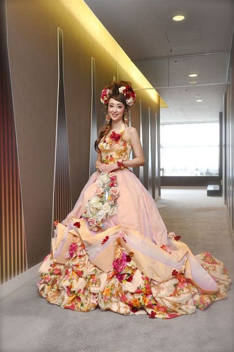 Dball～dress・ballgown ・ドレス・夜会服