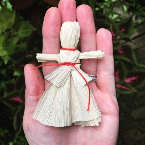 The Corn Dolly Origins And How To Mother Hylde