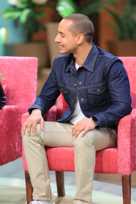 عمرو وهبة تعرف على سر نشره فيديوهات على السوشيال ميديا اليوم السابع