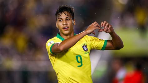 Football Transfer Kaio Jorge Joins Juventus On A Permanent Deal Abtc