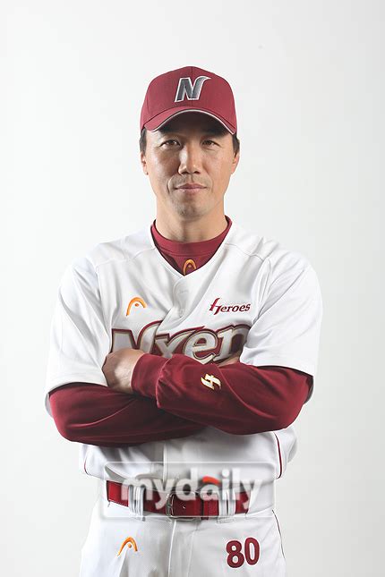 넥센 30일 김동수 코치 선수 은퇴식 실시
