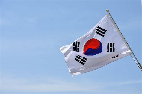 태극기 파란 하늘 · Pixabay의 무료 사진