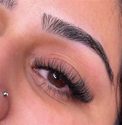 Hybrid Lash Extensions The Wonder Shouldnt Be Missed Out