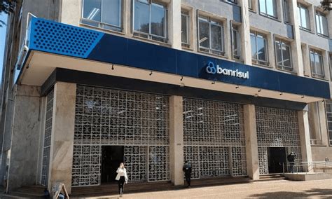 Concurso Banrisul veja o que estudar para Escriturário 824 vagas