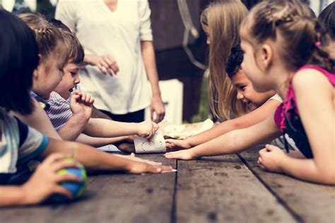 Desde El Colegio Se Debe Enseñar A Los Niños A Debatir Y Llegar A