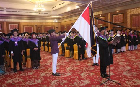 Rapat Terbuka Senat STIKES Harapan Ibu HI Jambi Ke XXX