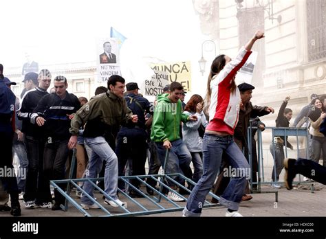 Second In Command 2006 C Sony Pictures Courtesy Everett