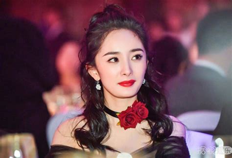被同事嫌弃、和闺蜜疏远，杨幂最近人缘这么差？