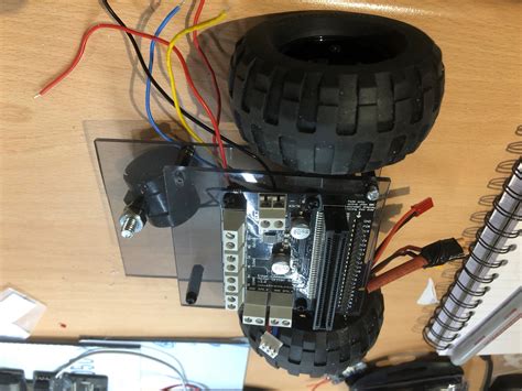 simple micro bit robot with lego technics wheels trybotics