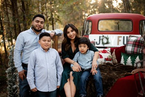 Vanessa Elvira And Eugenio Ramos Wedding Website