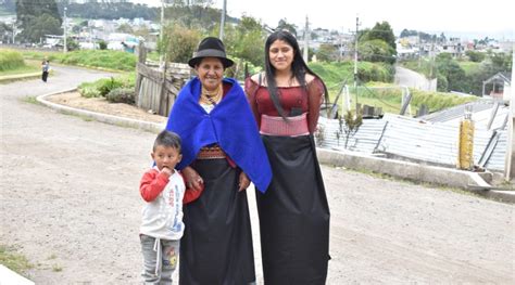 Brigadas Comunitarias En Barrios De Quito
