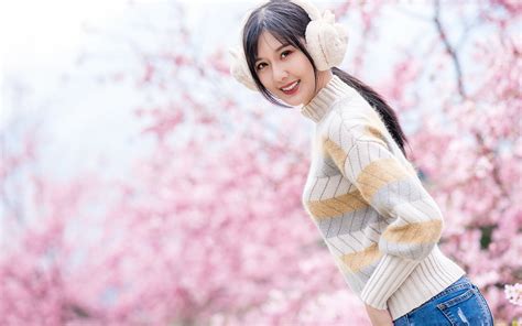 Photo Headphones Brunette Girl Smile Bokeh Girls Asian 1920x1200