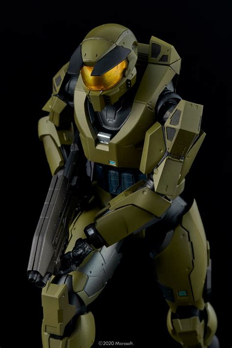 Halo Re Edit Master Chief Scale Figure By Toys The Toyark News