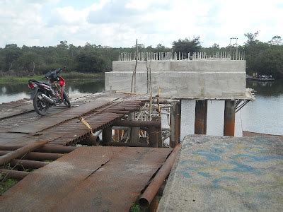 Jembatan Tak Kunjung Selesai Warga Menderita