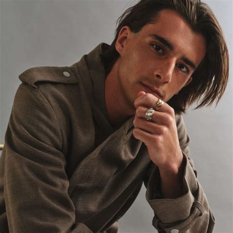 Wednesday Star Georgie Farmer On Working With Steve Buscemi Hes Such An Incredible Person