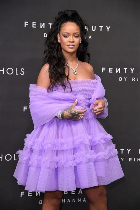 31 Of Rihannas Most Memorable Outfits Of All Time Grazia