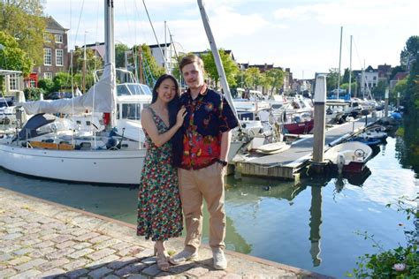 Van Tokio Naar Dordrecht Miwako Verhuisde Voor Haar Grote Liefde Jouri