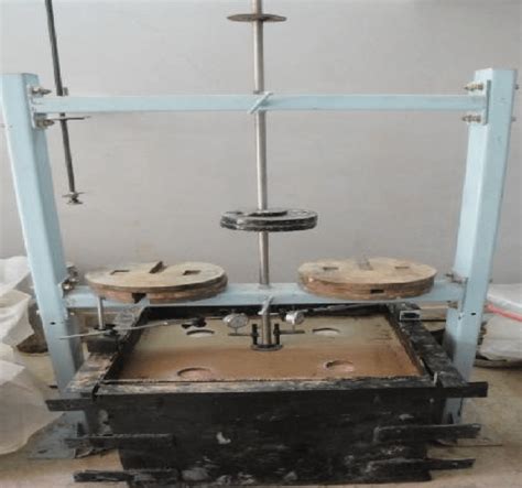 Steel Container And Loading Assembly Download Scientific Diagram