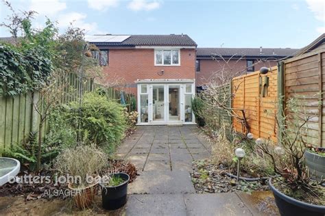 2 Bedroom House For Sale In Cheshire Butters John Bee