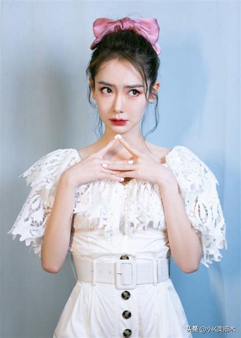 35歲戚薇少女心不減，4套造型搭配蝴蝶結，辣媽不輸美少女？ 每日頭條