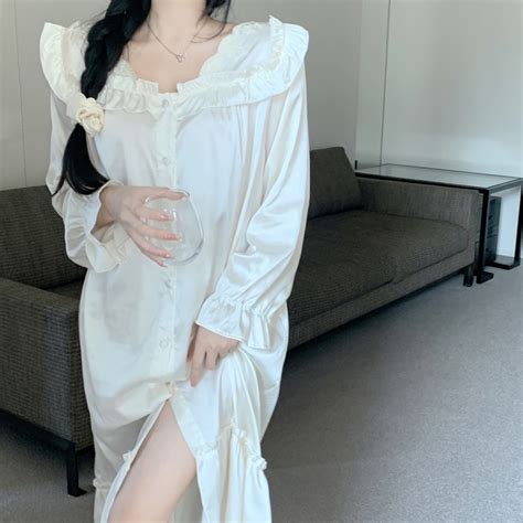 실크 프릴 와이드 카라 버튼 롱 원피스 홈웨어