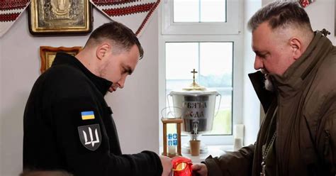 Генерал Буданов принял Вифлеемский огонь мира от пластунов Общество Obozua