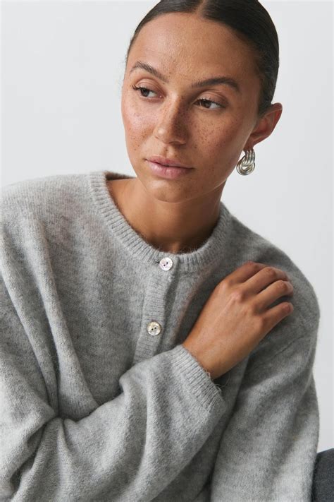 Knitted Cardigan Grijsv Dame Gina Tricot