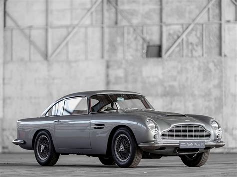 Foto 70-Jahre-Aston-Martin-Vantage-005.jpg vom Artikel 70 Jahre Aston ...