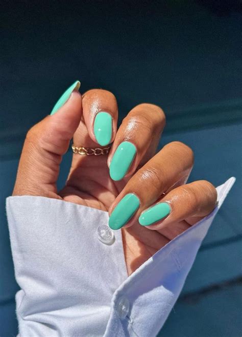30 Mind Blowing Summer Nail Colors To Wear This Season